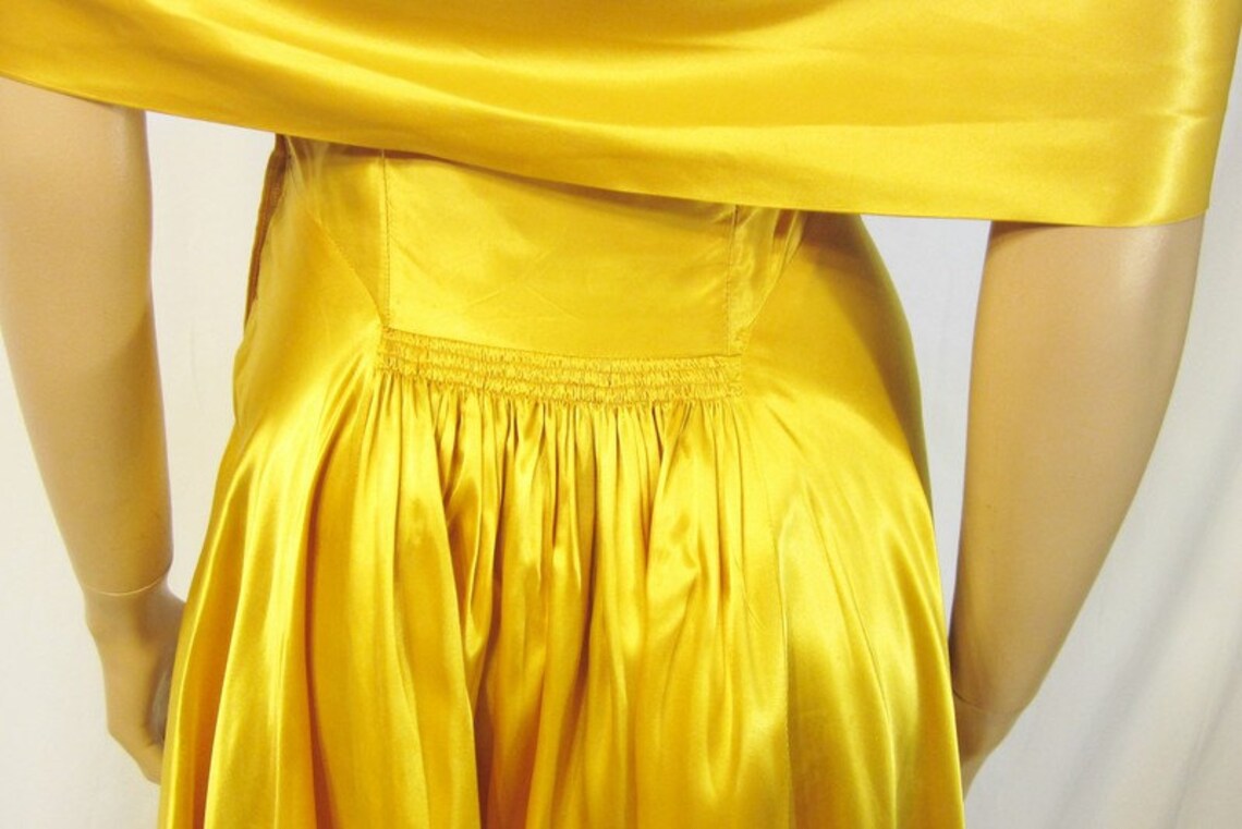 Exceptionally Gorgeous Gold Satin Evening Gown With Wrap - Etsy