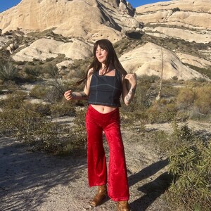 1970s Ruby Red Velvet Bell Bottoms - Etsy