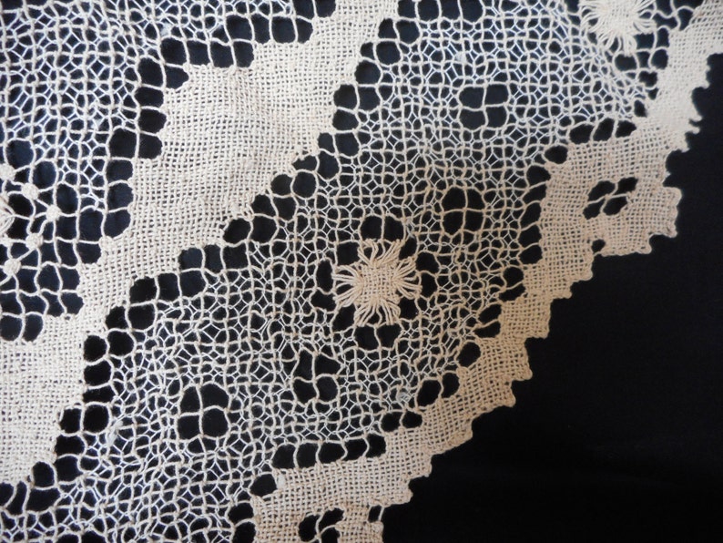 Vintage Handmade Knotted Filet Lace Tablecloth / Doily Ecru - Etsy