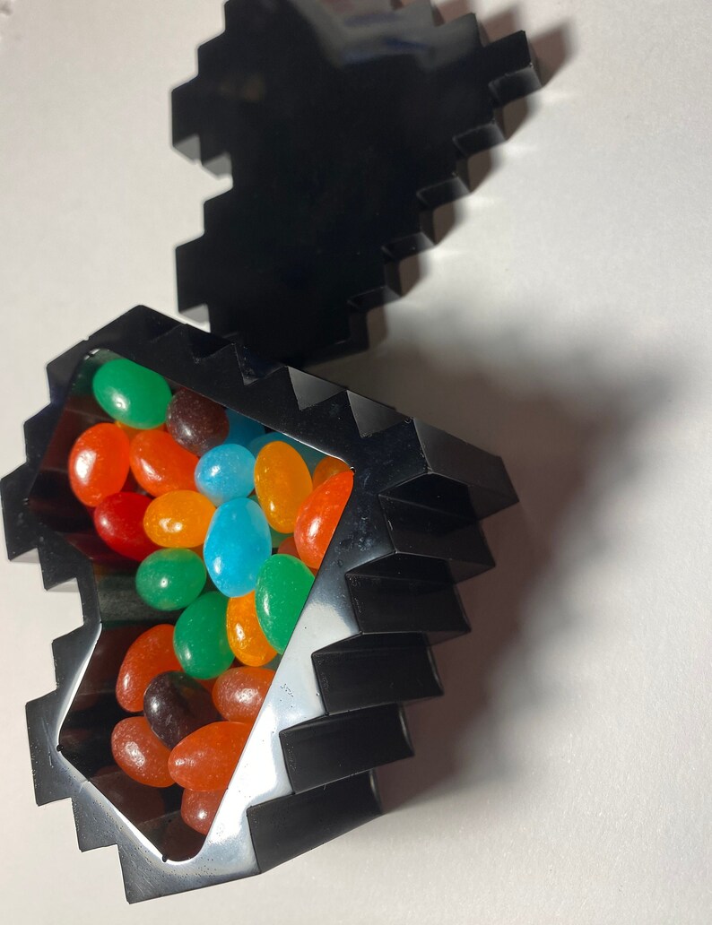 Pixel Heart Storage Box - Etsy