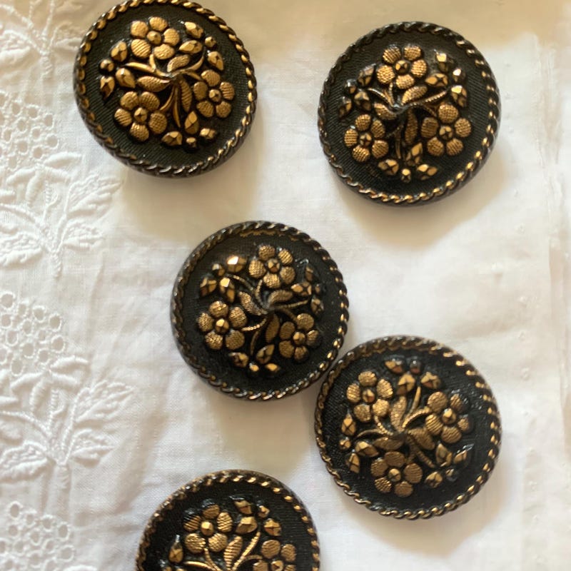 Antique Buttons Set - Etsy