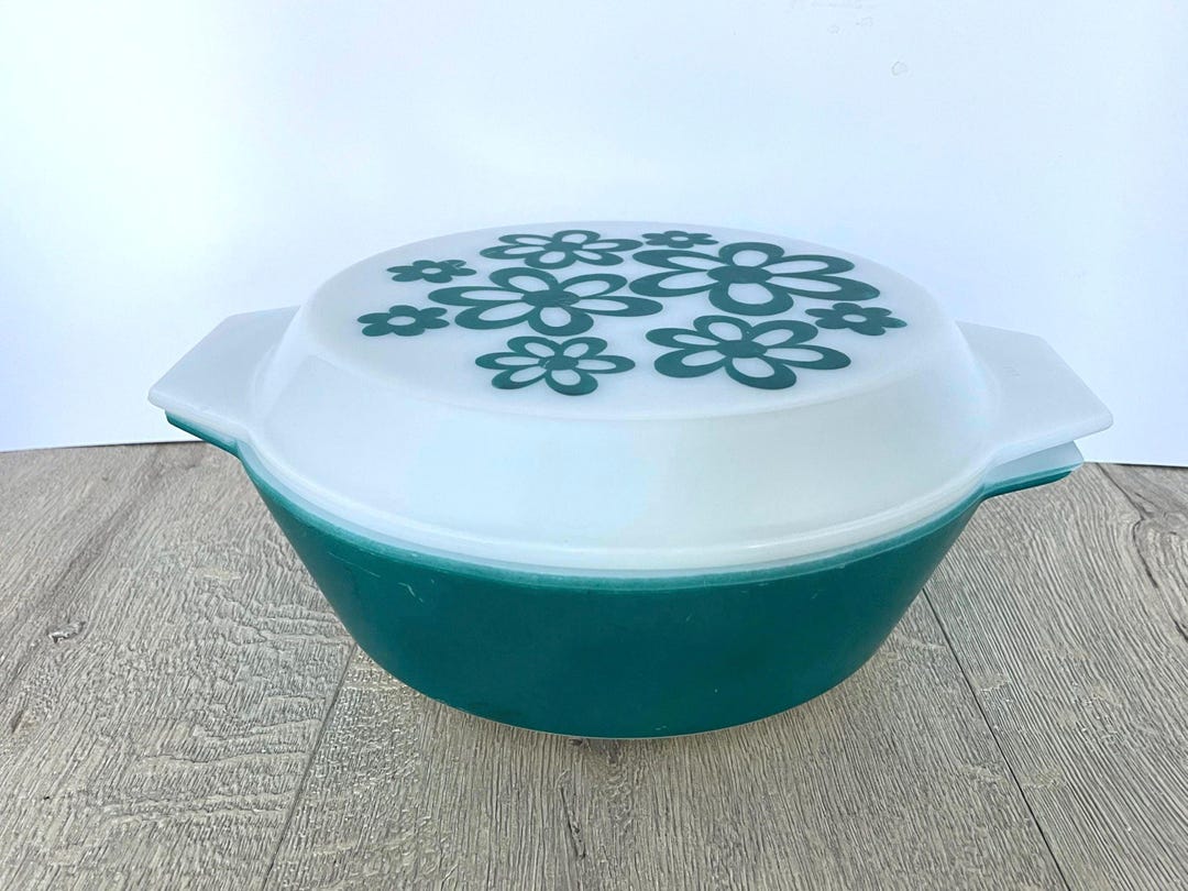 JAJ Pyrex Teal 2001 Casserole Dish Retro Large Teal Dish With White ...