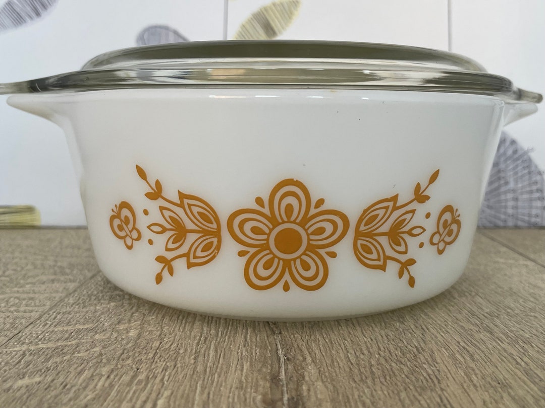 Pyrex Butterfly Gold Casserole Dish: Junior Spacesaver 1 1/2 Pint With ...