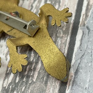 Monitor Lizard Gold Plastic Celluloid Lizard Brooch Vintage Reptile ...