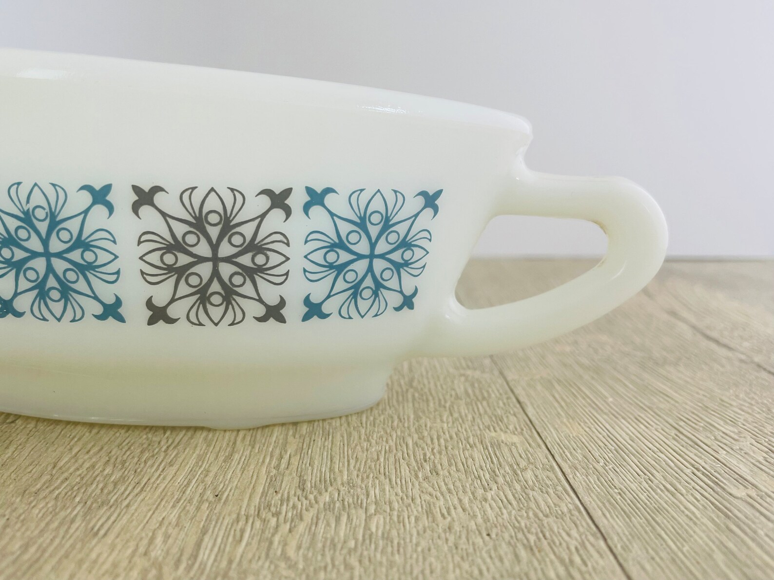 JAJ Pyrex Chelsea Range Gravy Boat or Sauce Jug - Etsy
