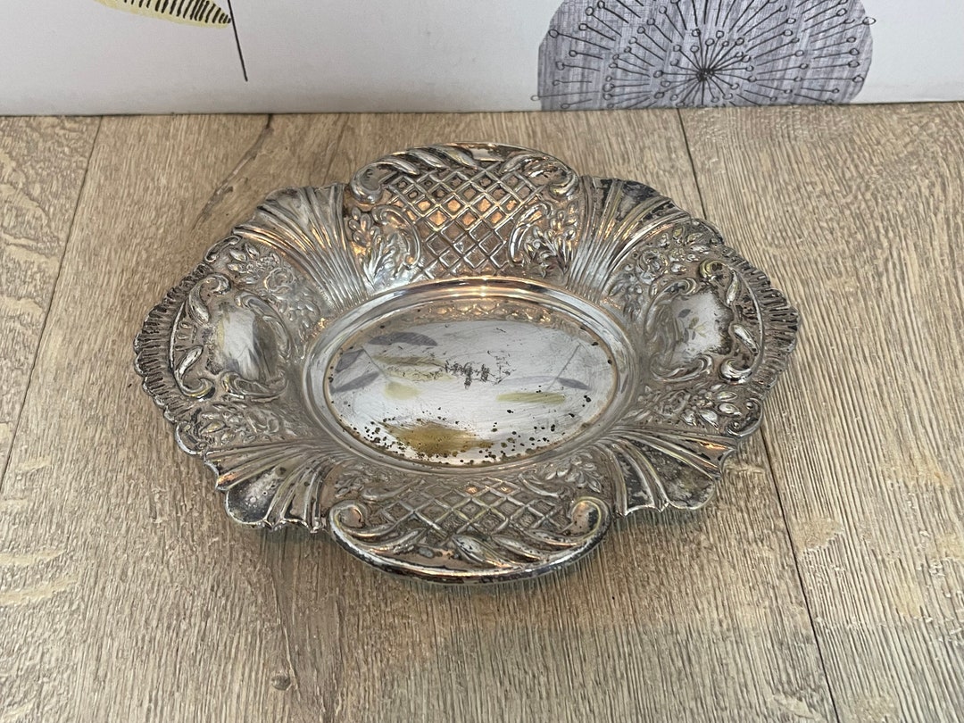Silver Plated Candy Trinket Dish Viners of Sheffield Cultler Company ...