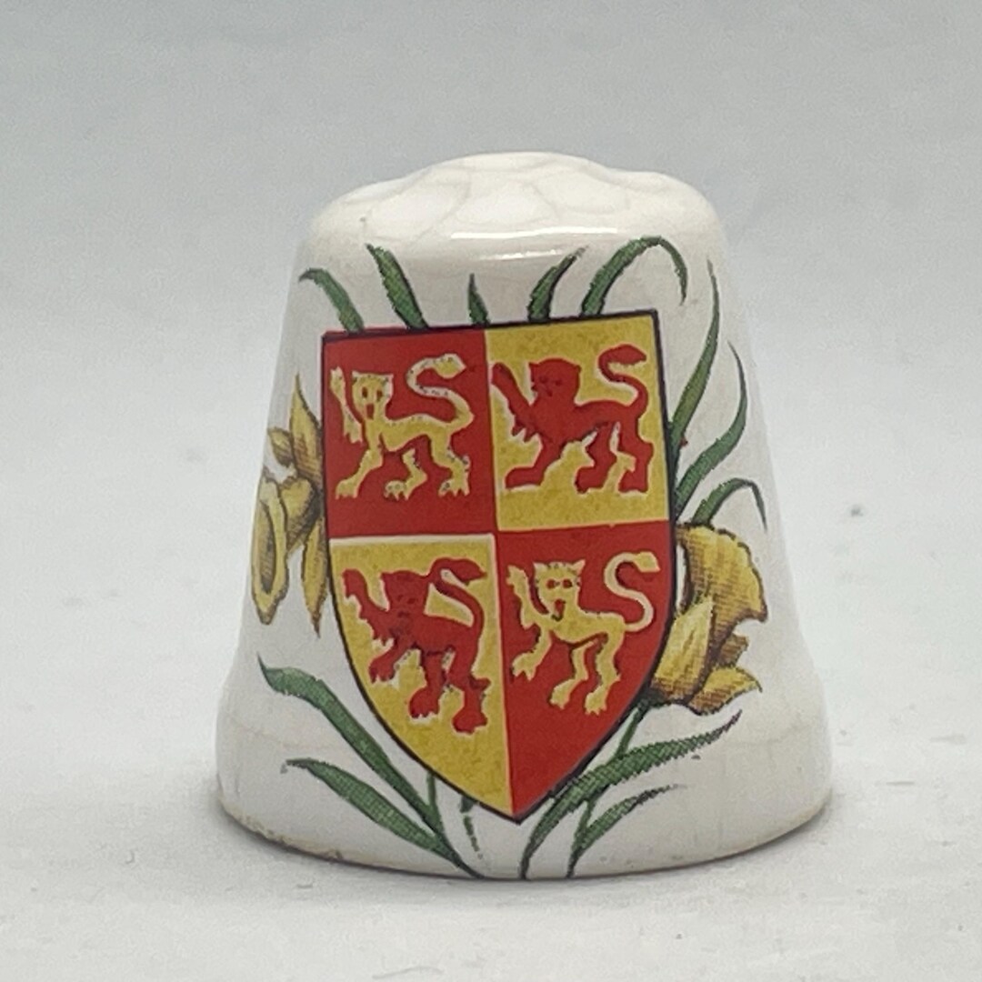 Vintage Thimble With Welsh Dragon Crest and Daffodil Design – Wales ...
