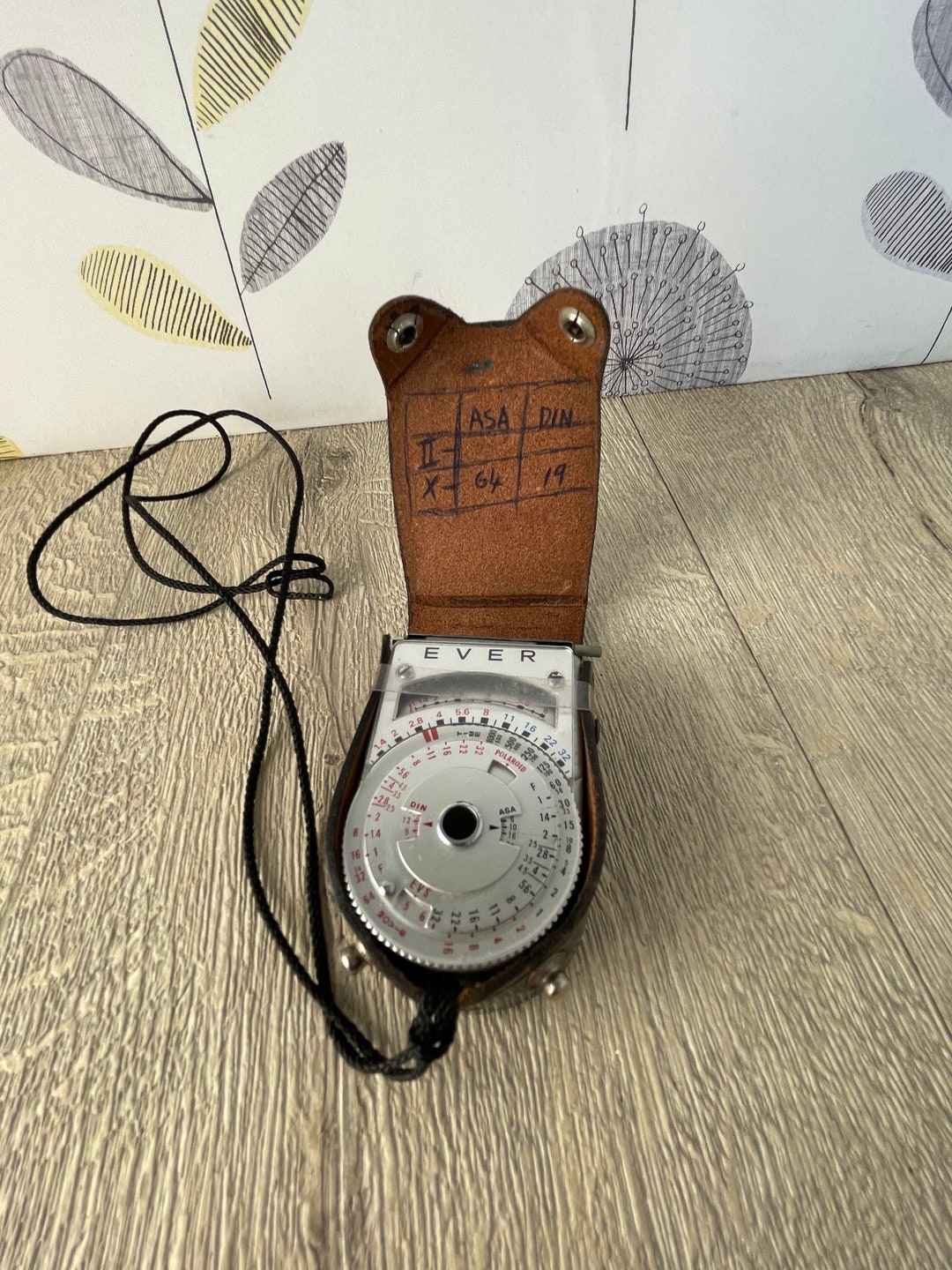 Vintage Ever Light Exposure Meter in Carry Case - Photograph Equipment ...