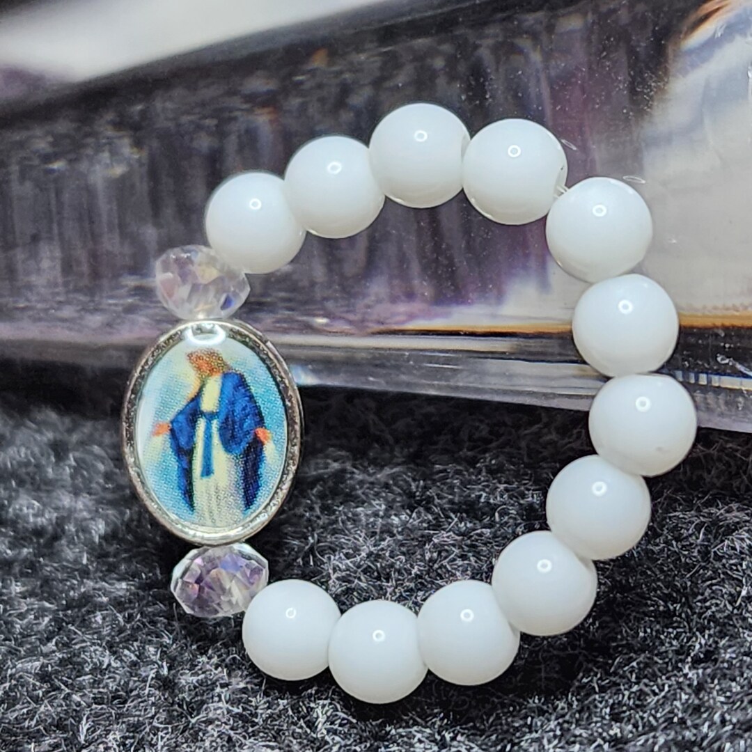 Virgin Mary Catholic Beaded Ring ~ Stretch Ring - Stackable Bead Rings ...