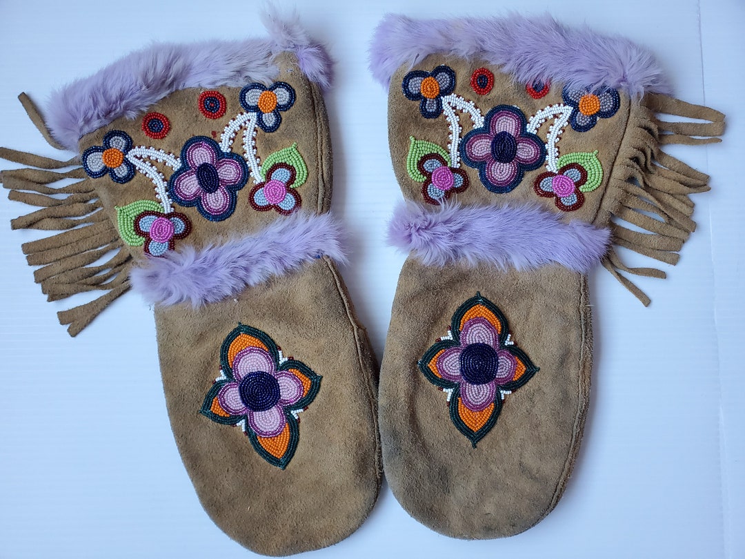 Vintage Indigenous Hand Made Beaded & Fringed Leather Mitts - Etsy