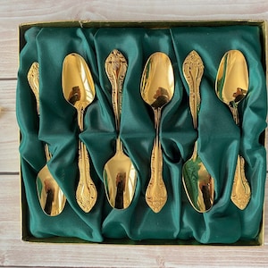 A Pretty Set of Six Ornate Vintage 24kt Gold Plated Teaspoons, Rodd ...