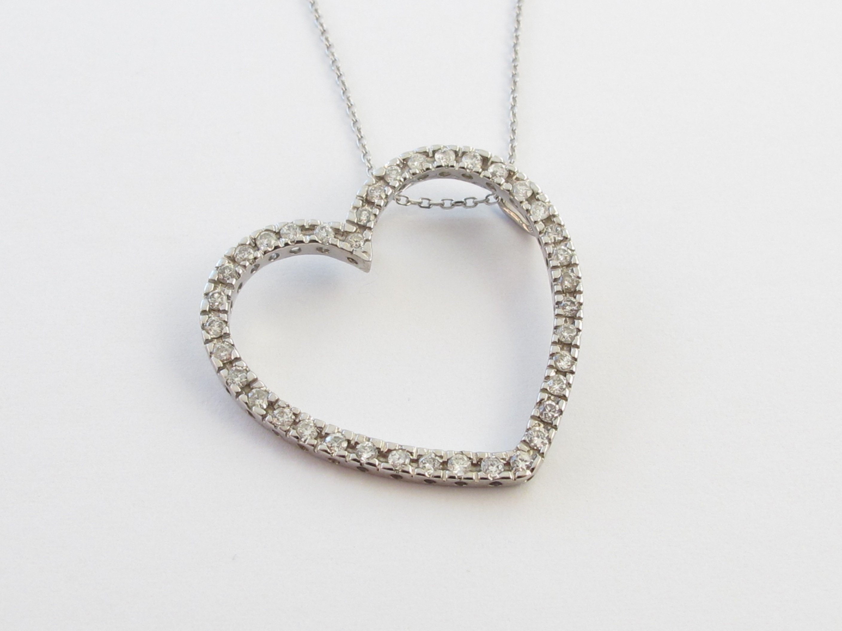 14k White Gold Diamond Heart Pendant Necklace 16 | Etsy