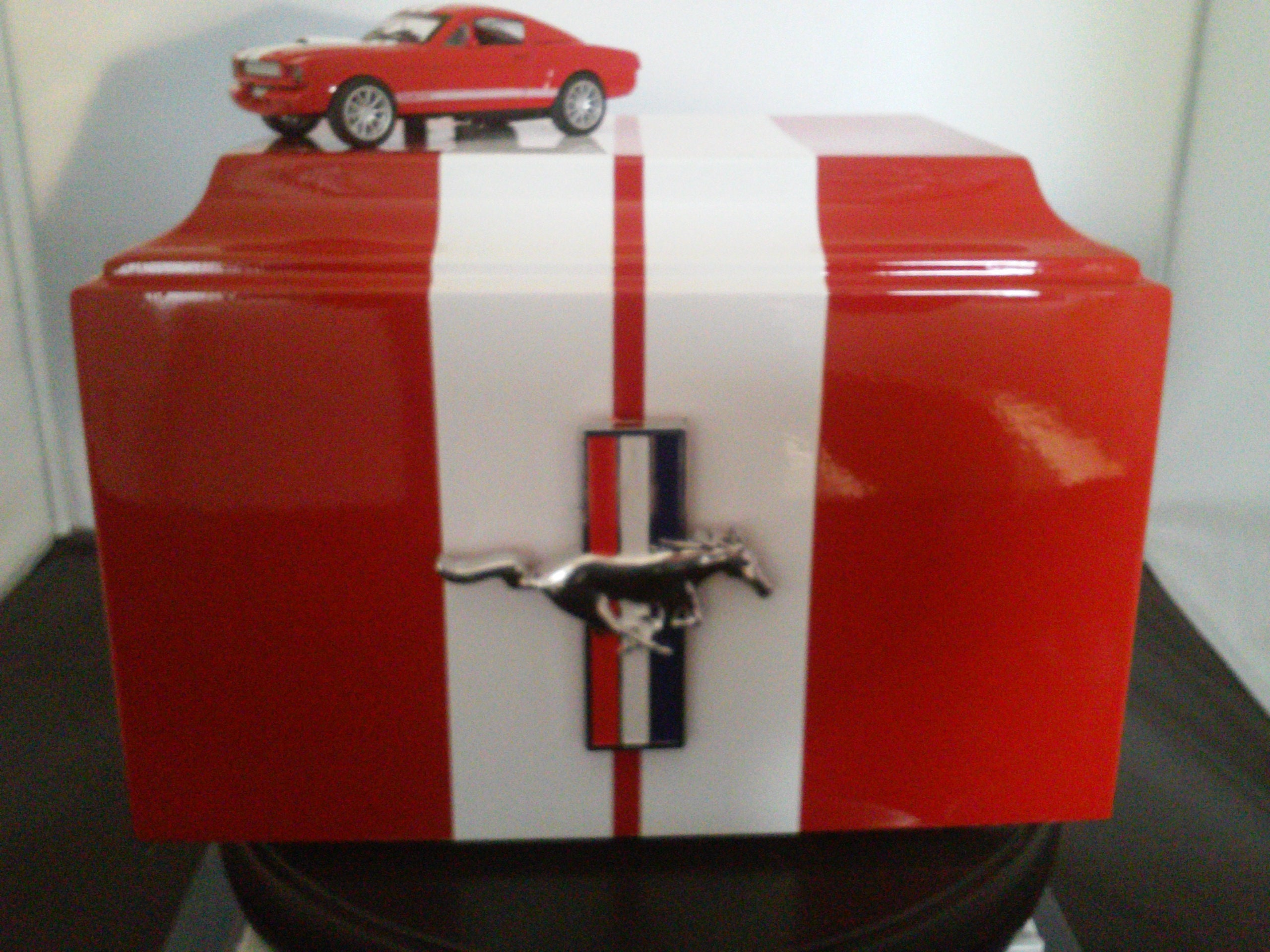 Limited Edition Mustang 1967 Car Funeral Memorial Adult Cremation Urn ...