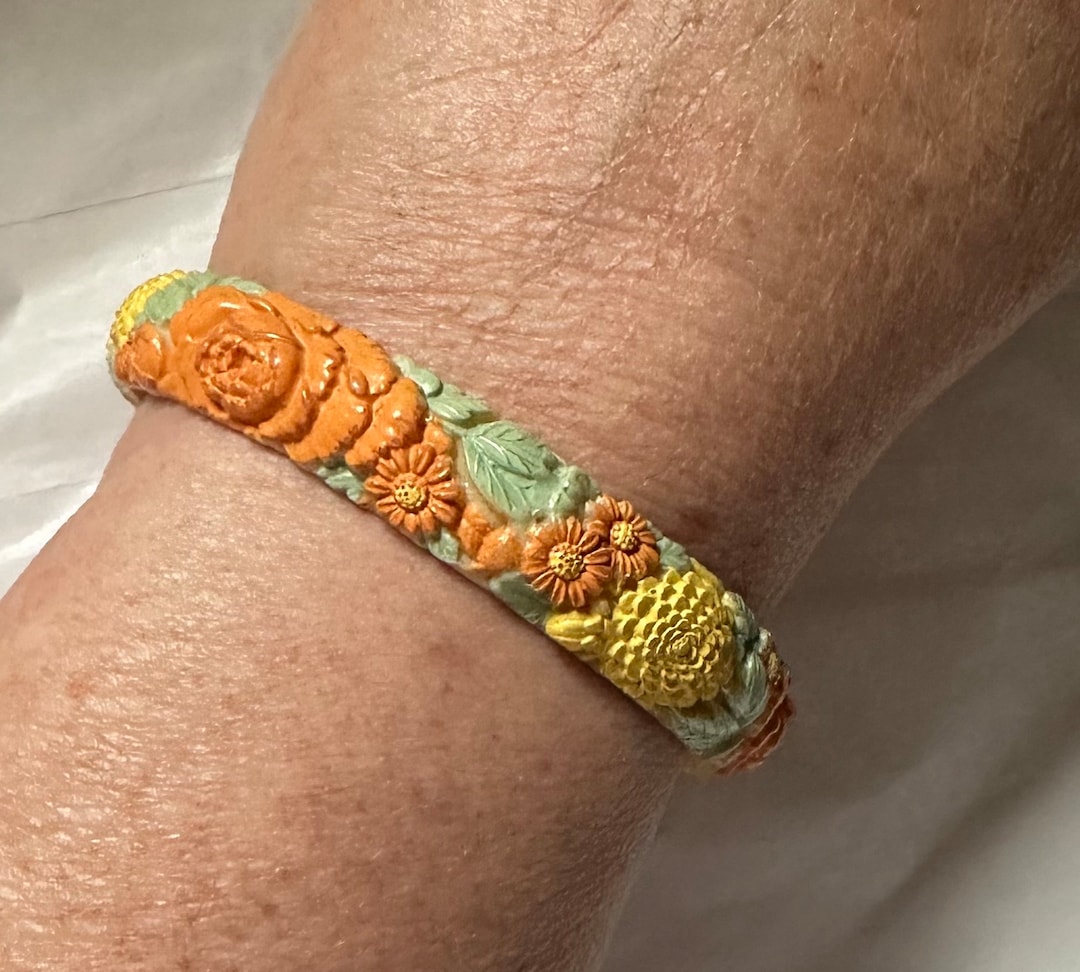 1940’s Celluloid Floral Bangle Bracelet Painted - Etsy
