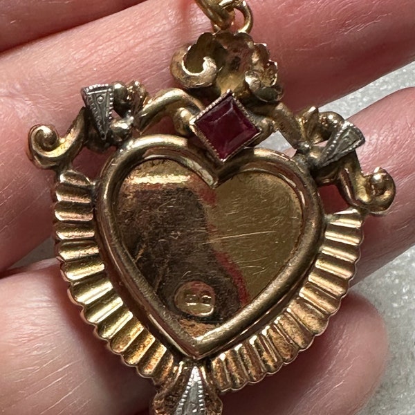 Victorian Locket - Etsy