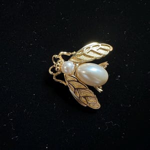 Trifari Bug Fly Bee Pin Gold Tone Pearl - Etsy