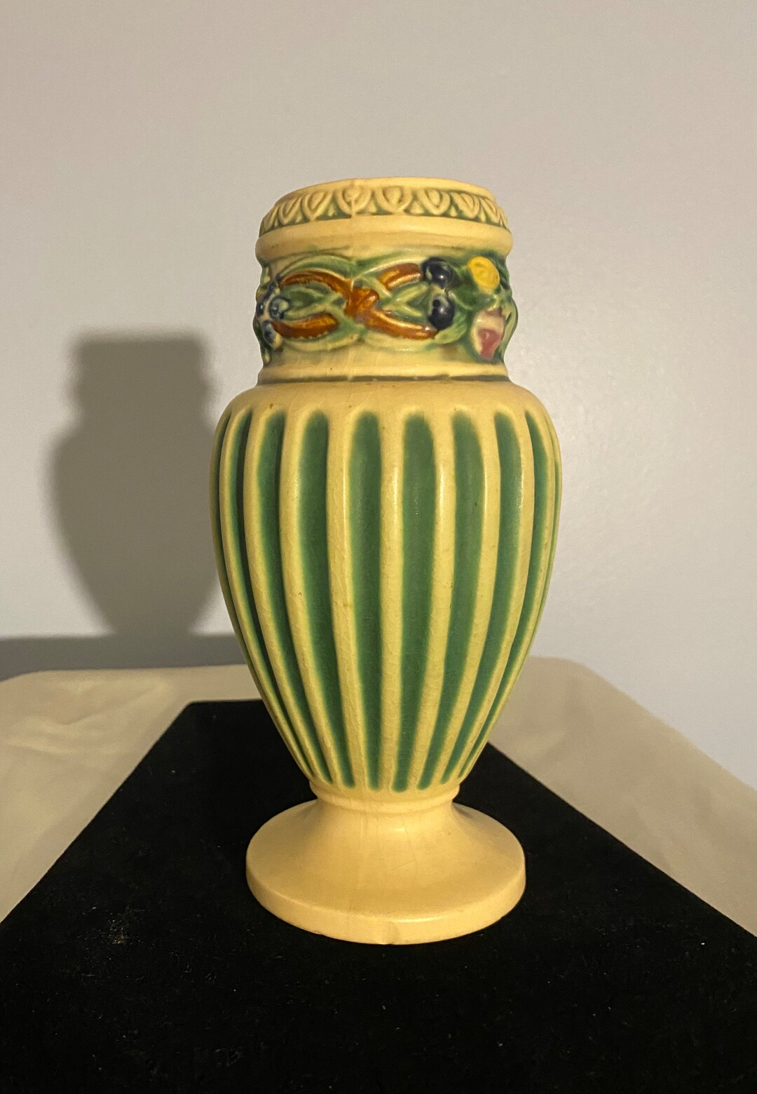 Roseville 7” Vase Corinthian Pattern - Etsy