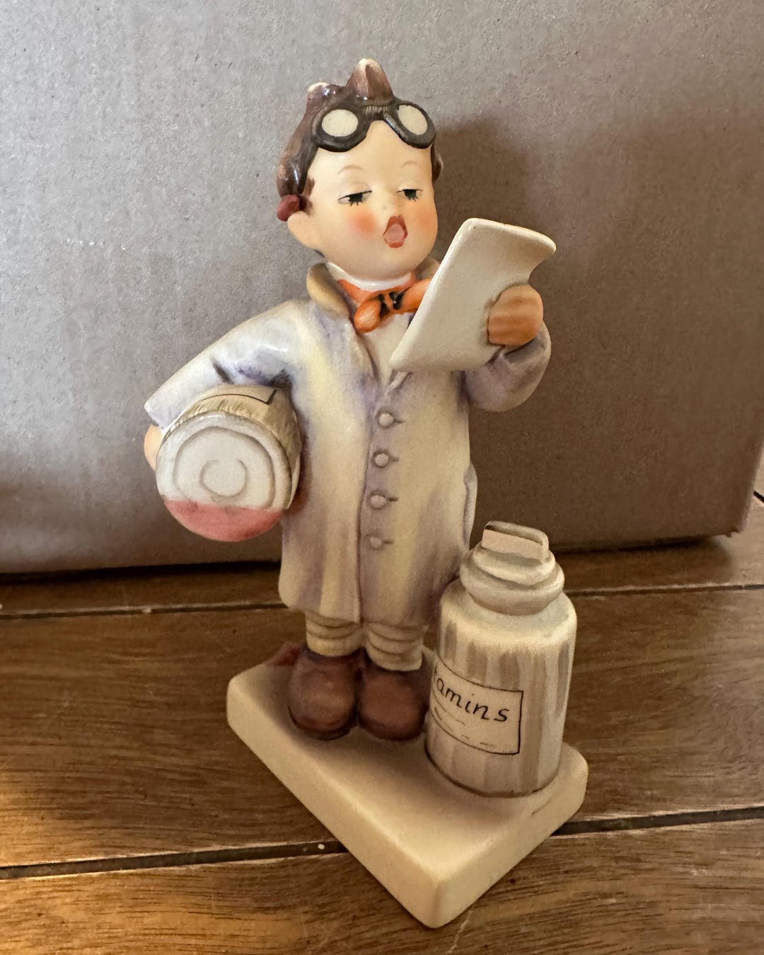 Goebel Hummel Figurine "little Pharmacist" #322 TMK-5, Germany 1972 ...