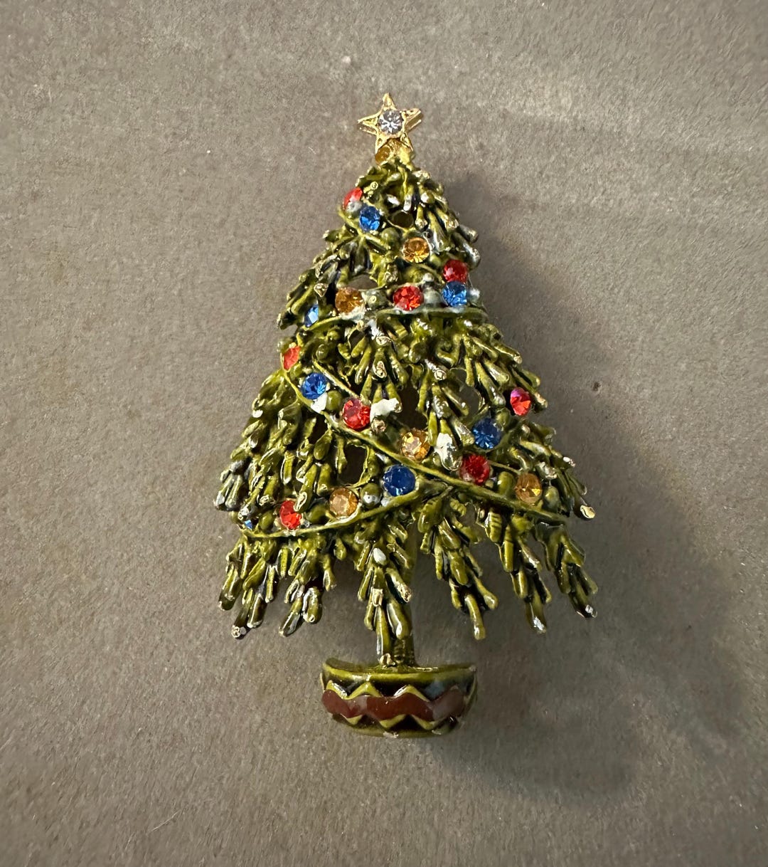 Arthur Pepper “ART” Christmas Tree Pin - Etsy