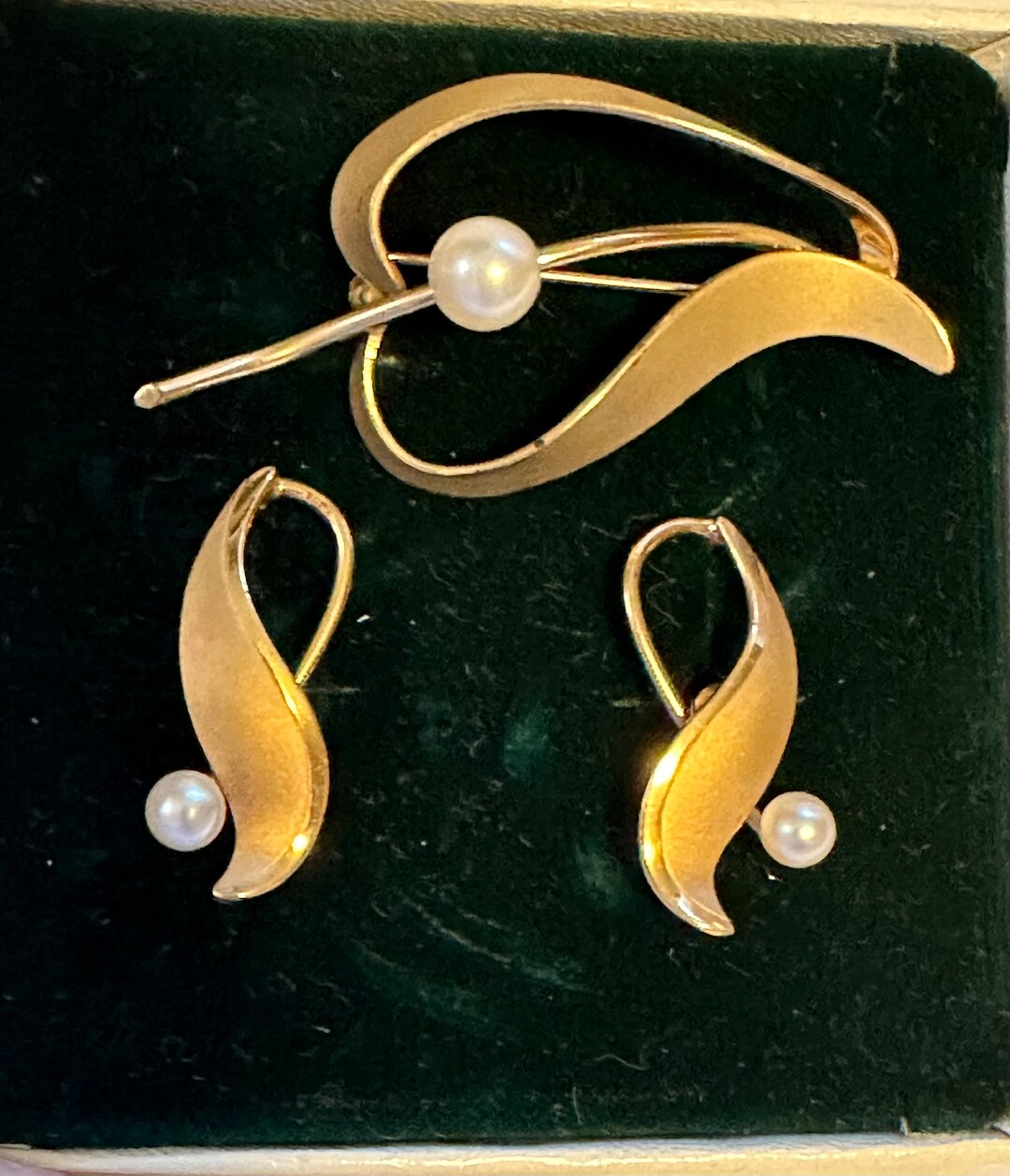 Vintage Ballou 12k Gold Filled & Cultured Pearl Pin and Earrings Set - Etsy