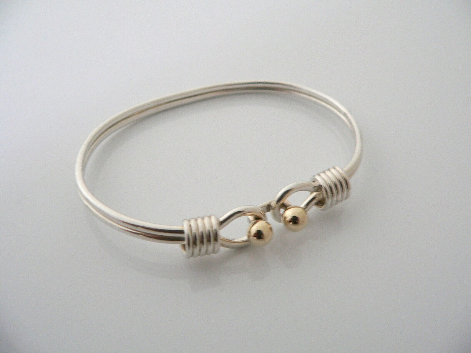 Tiffany hook bracelet store