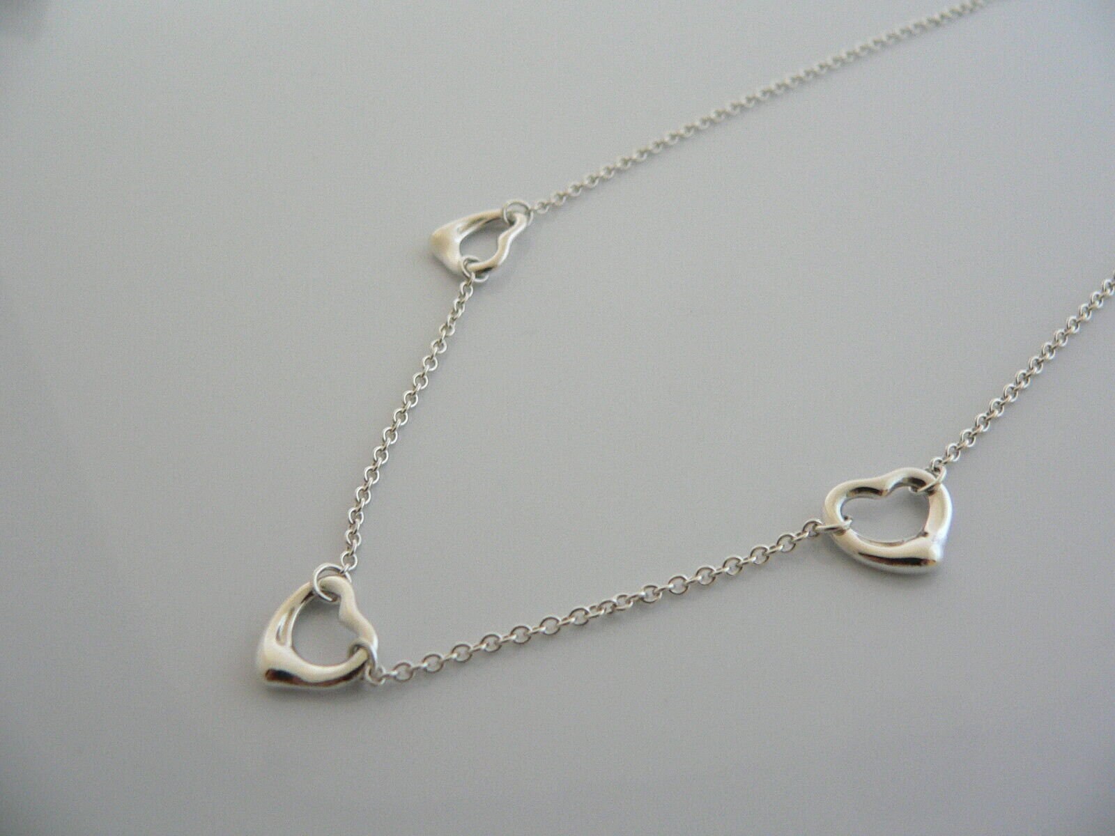 3 heart necklace tiffany store