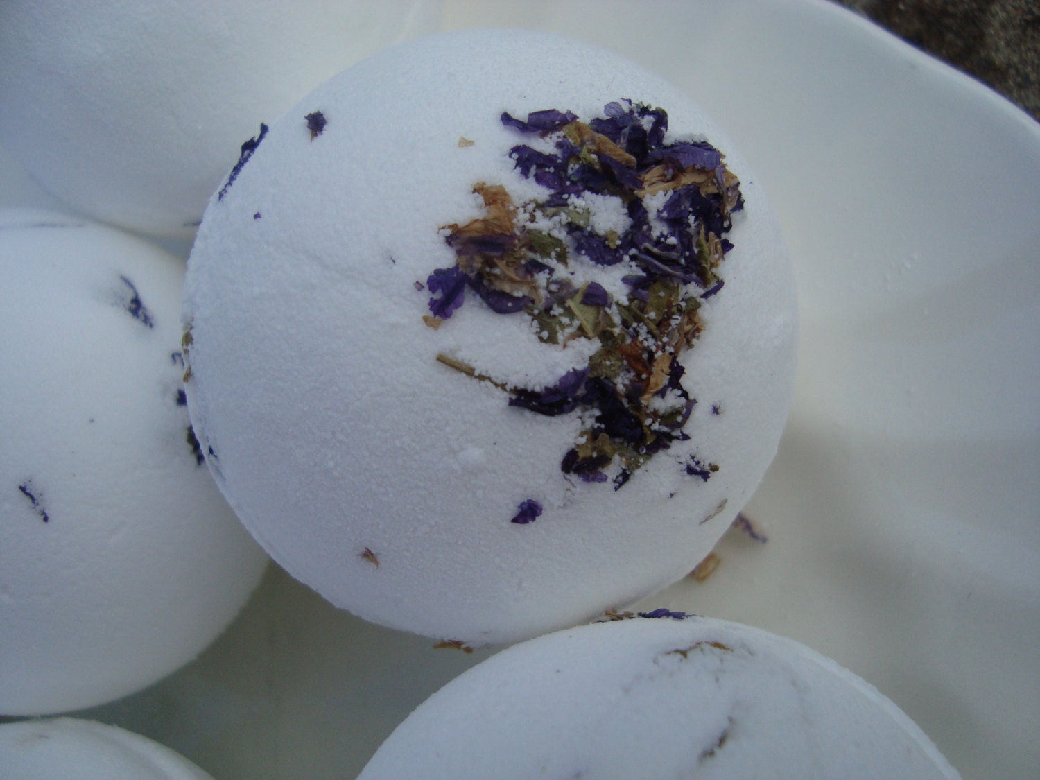 White Bath bomb in Clean Cotton with Blue Malva Flowers, vegan bath ...