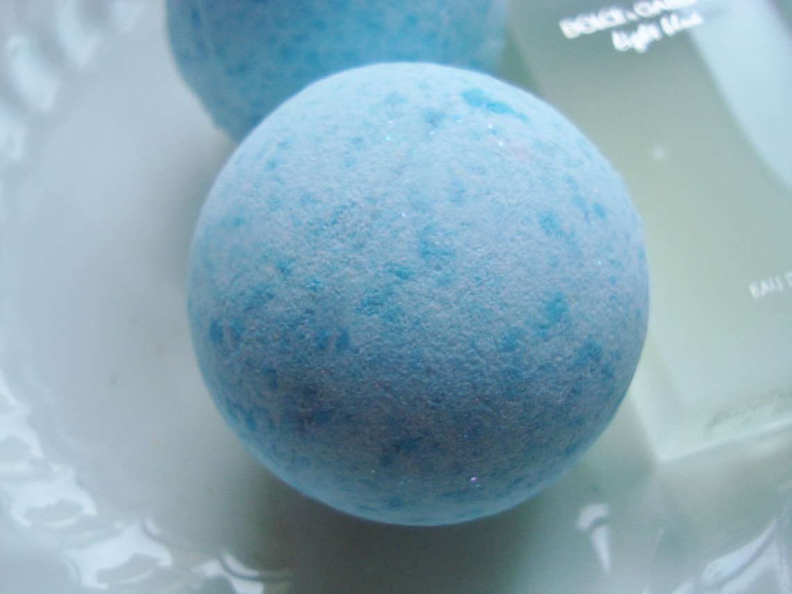 Light Blue Bath Bomb with glitter gift for her female | Etsy