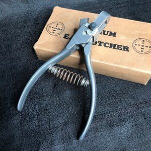 ANTIQUE Livestock EAR NOTCHER Farming Tool Oddity - Etsy