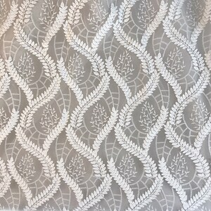 1 Yard Lace Fabric Ivory Tulle Leaf Floral Embroidery Exquisite Bridal ...