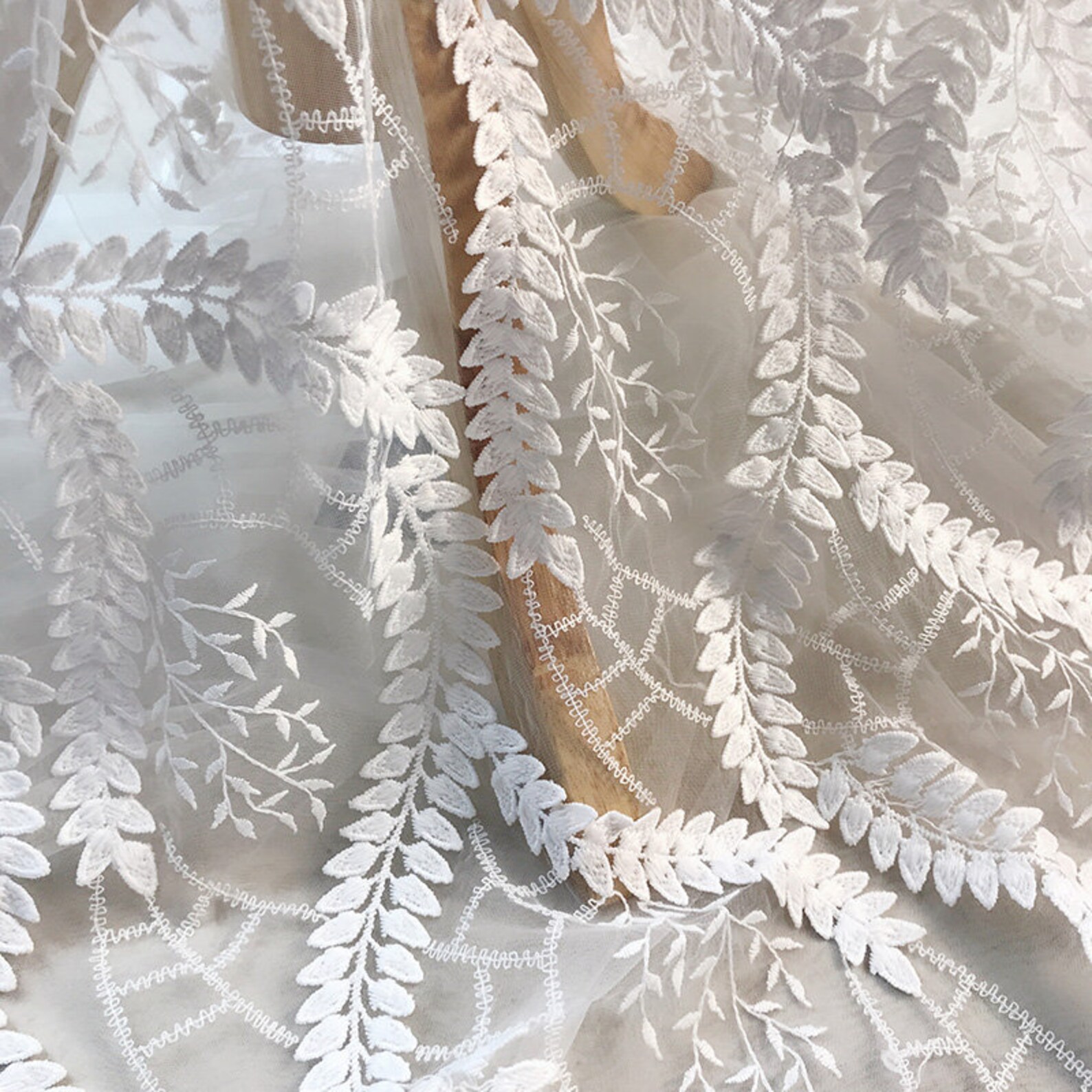 1 Yard Lace Fabric Ivory Tulle Leaf Floral Embroidery Exquisite Bridal ...