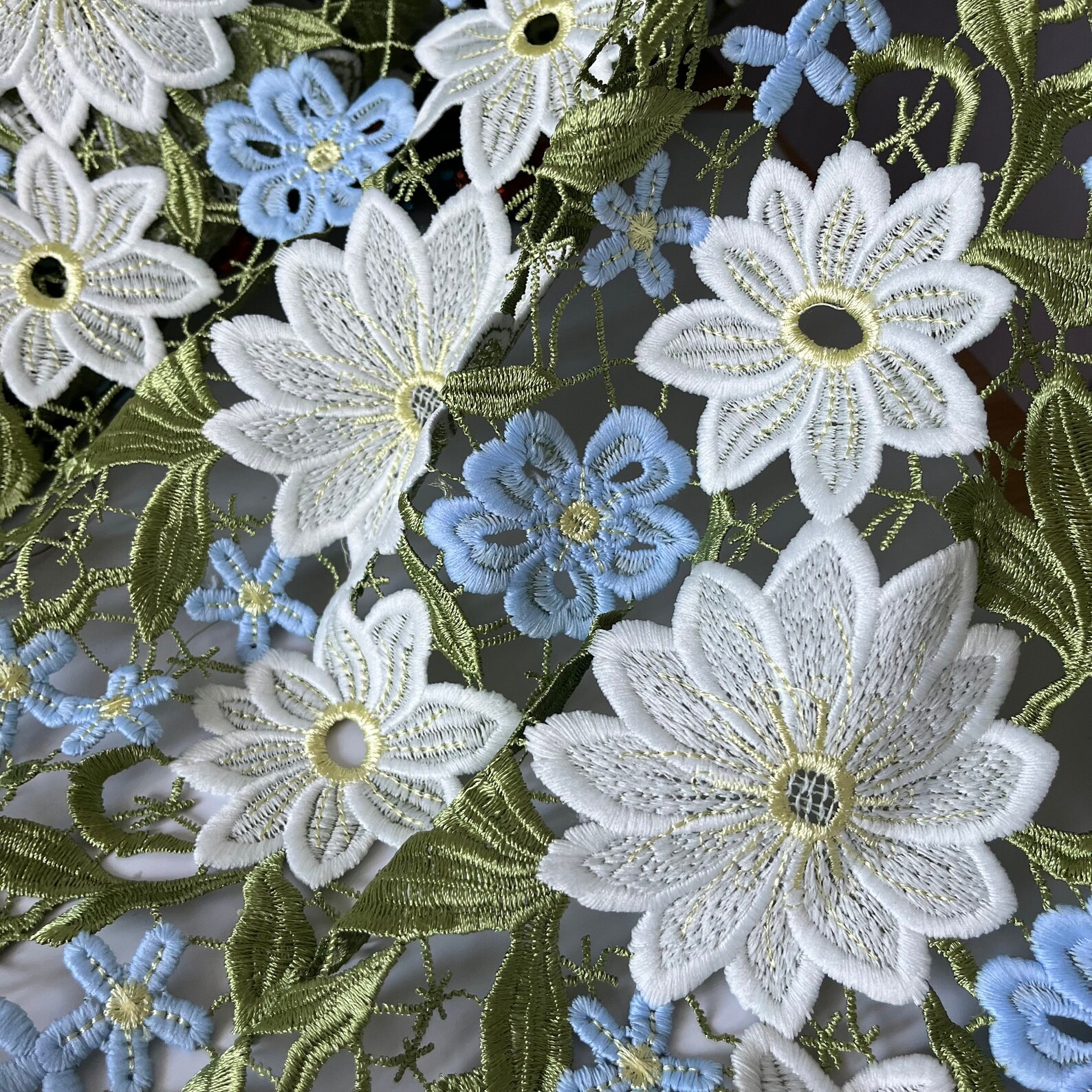 Lace Fabric Solid Floral Embroidery Alencon Alice Exquisite for Bridal ...