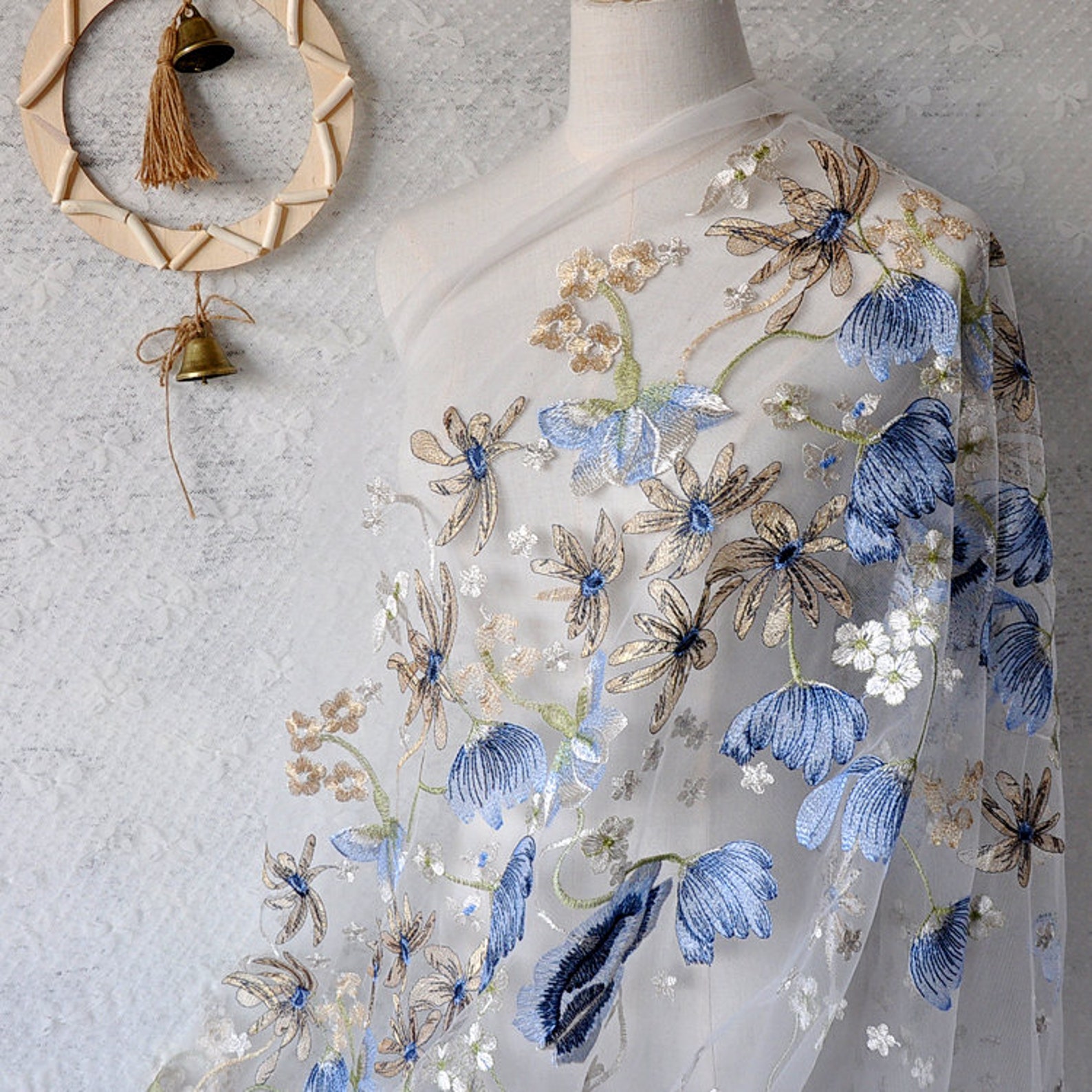 1 Yard Gorgeours Blue Lotus Flower Lace Fabric Floral Embroidered Tulle ...