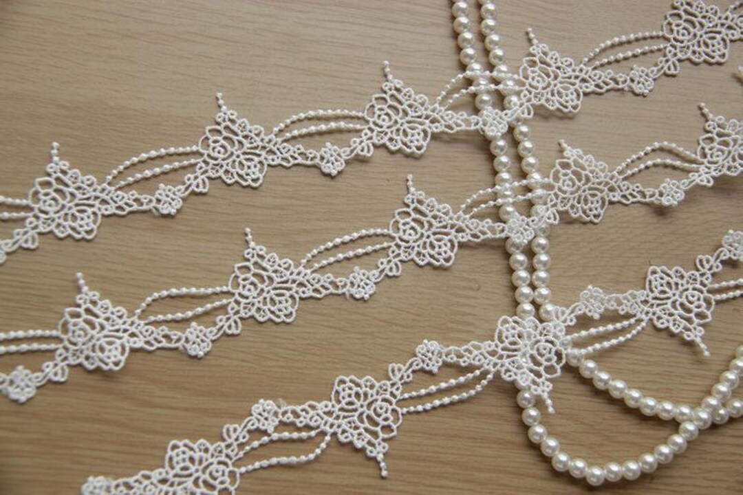 2 Yards Beautiful White Venice Rose Lace Trim for DIY Bridal, Necklace ...
