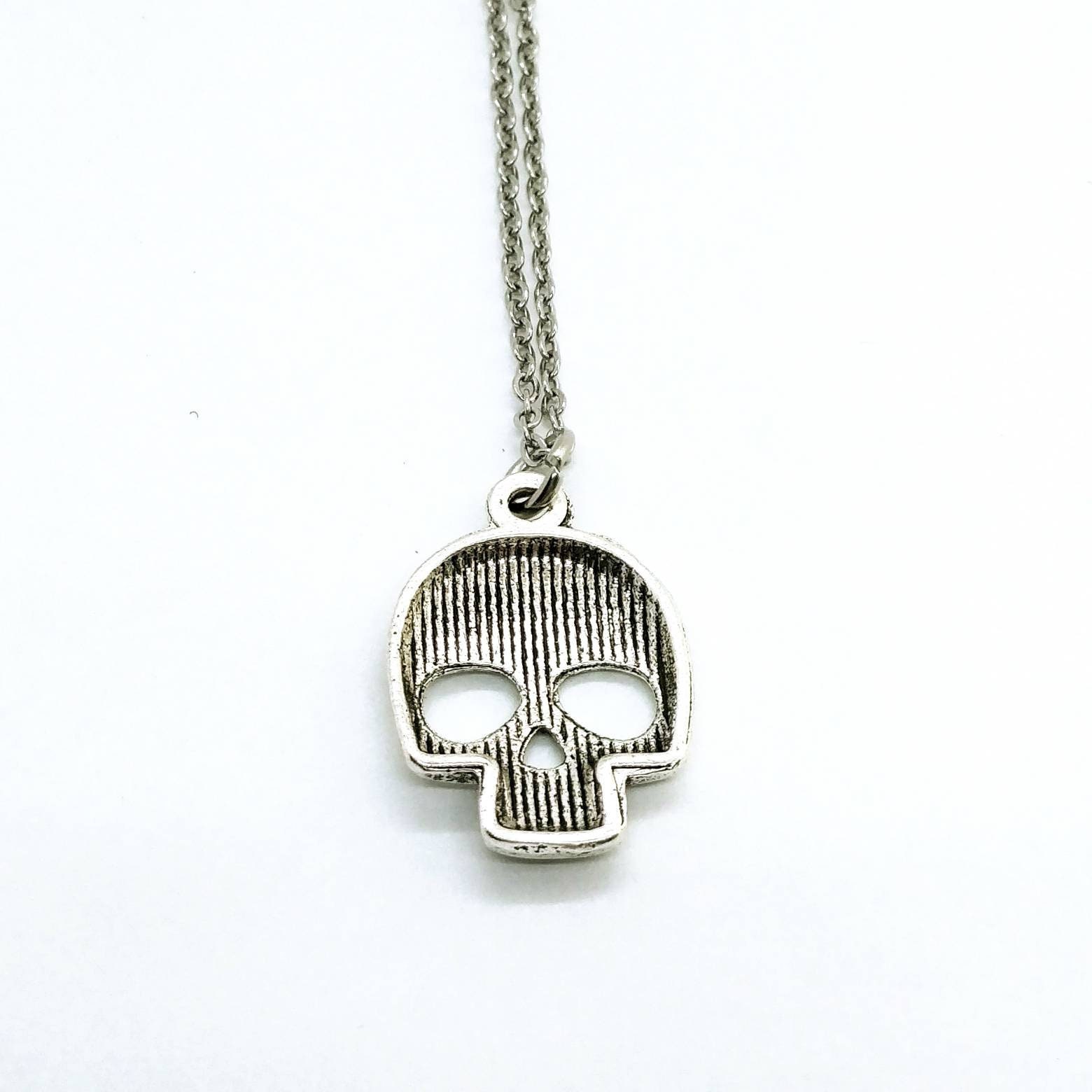 SKULL NECKLACE Biker Chick Jewelry - Etsy Nederland