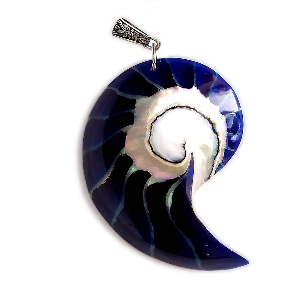 XL Extra Large Real Nautilus Shell Necklace Pendant in Navy Blue Resin ...