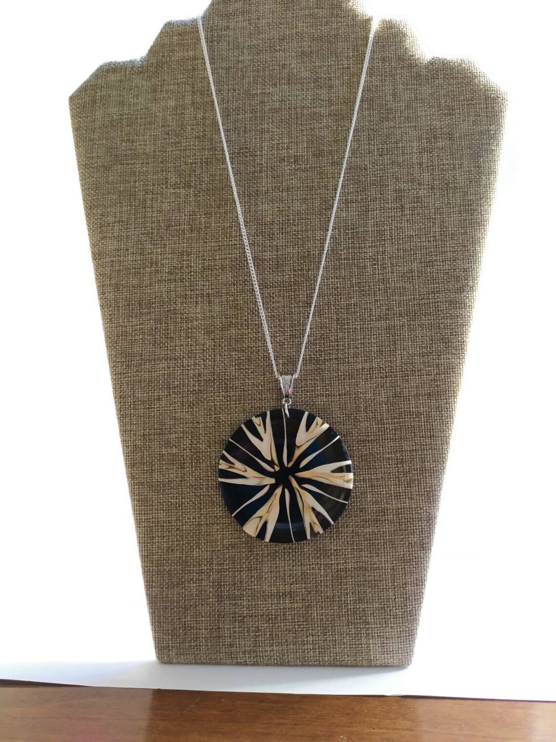 Large Strombus Seashell Pendant Sunburst of Center Cut - Etsy
