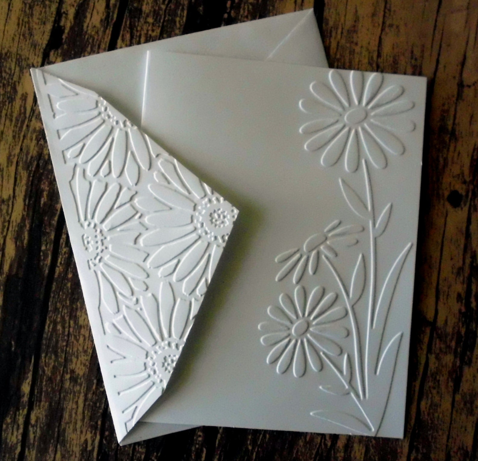 Daisy Cards Set of 5 White Embossed Daisy Note Card Set | Etsy