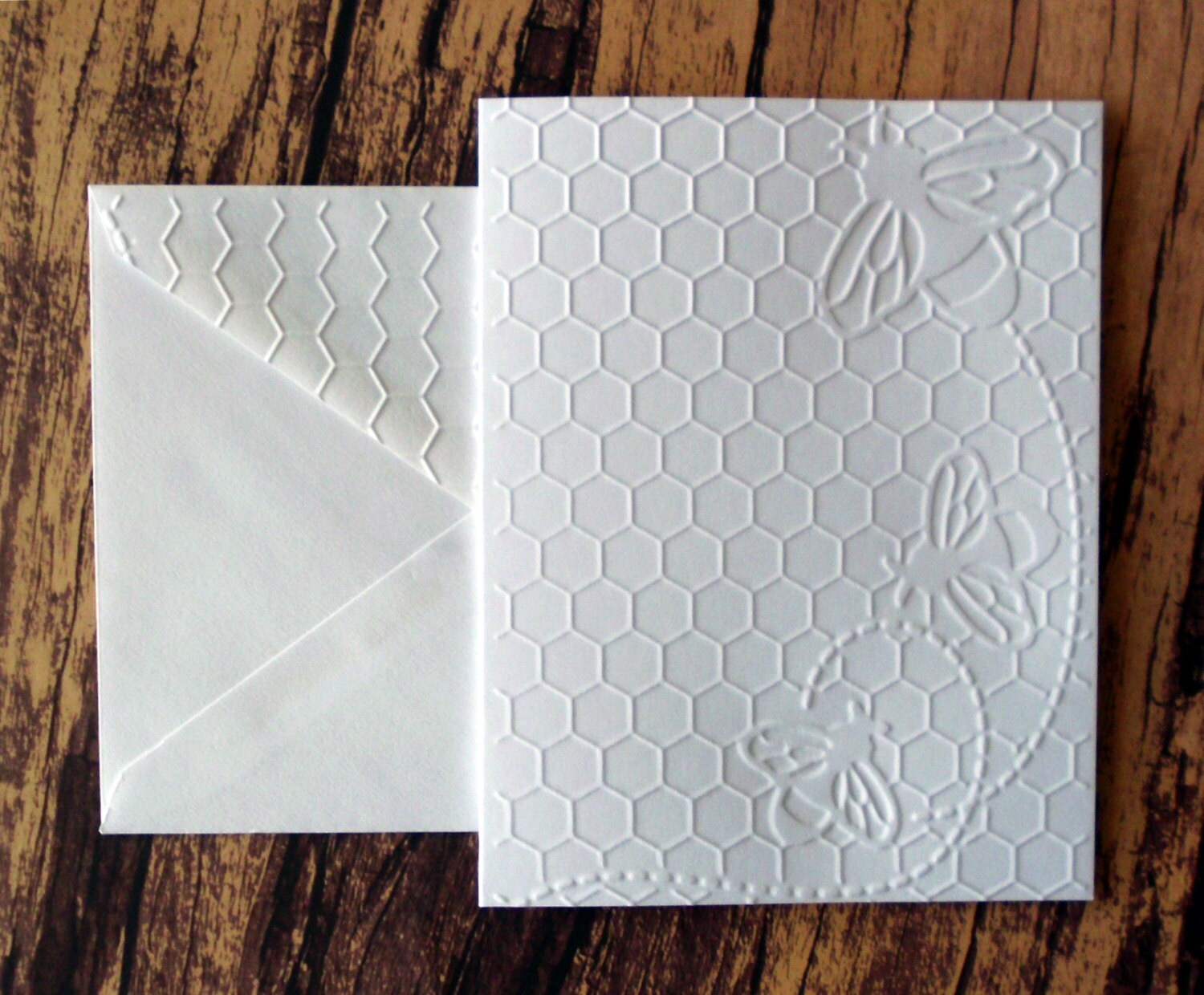 Honeycomb With Bee Cards, Set of 5, Embossed Note Card Set, Honeycomb ...