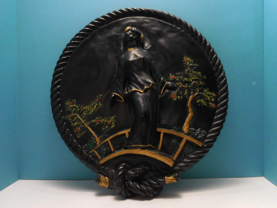 Oriental Chalkware Girl Wall Plaque, Plaster Asian Wall Art, Chalkware ...