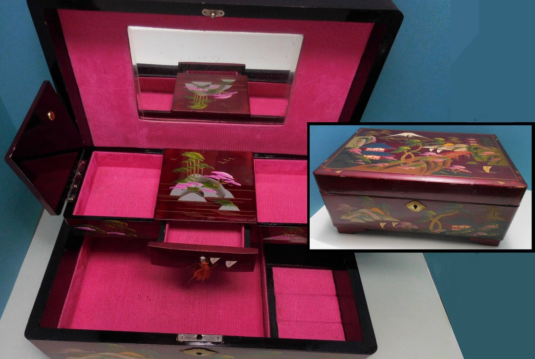 Lacquer Japanese Music Box, Vintage Ladies Music Box, Oriental Motif ...