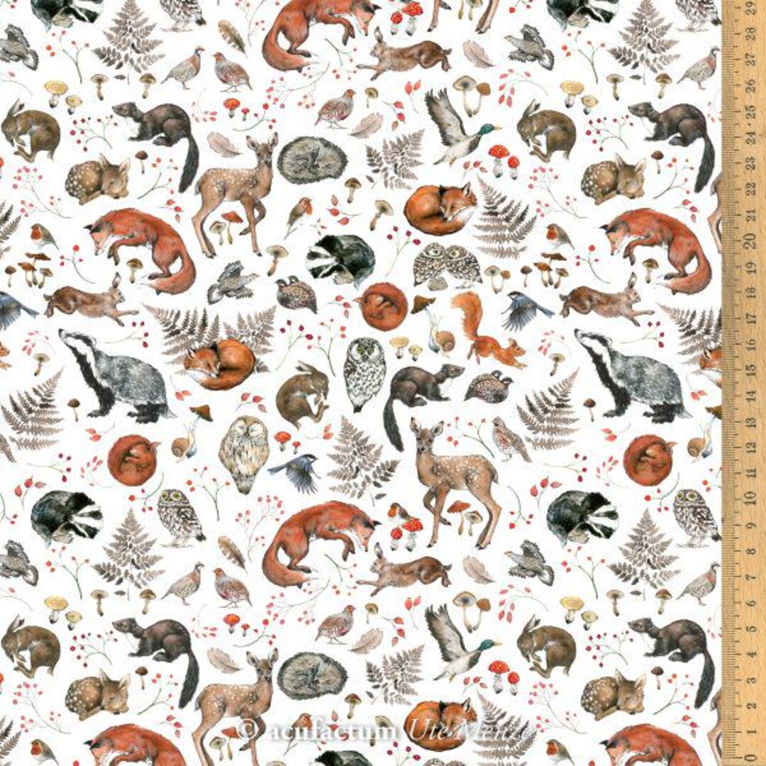 Acufactum - Wild Animals - Sold by the Fat Quarter (approx.) 18" X 30 ...