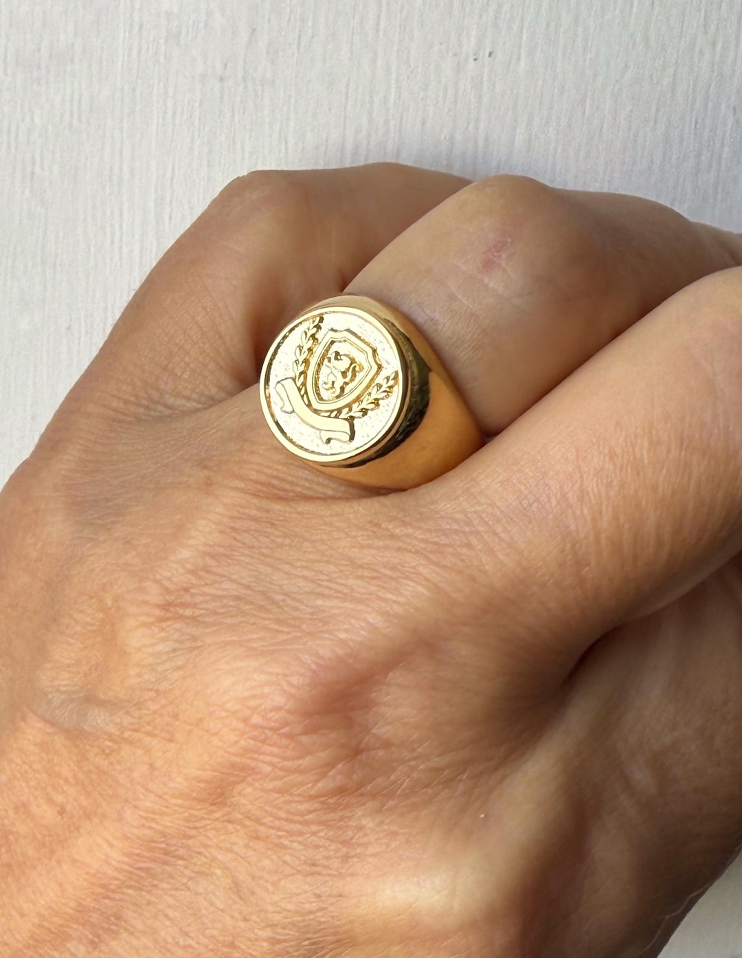 Custom Family Crest Signet Ring – Personalized Coat of Arms – Engraved ...