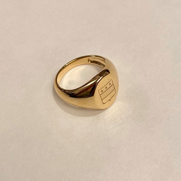 Crest Ring - Etsy