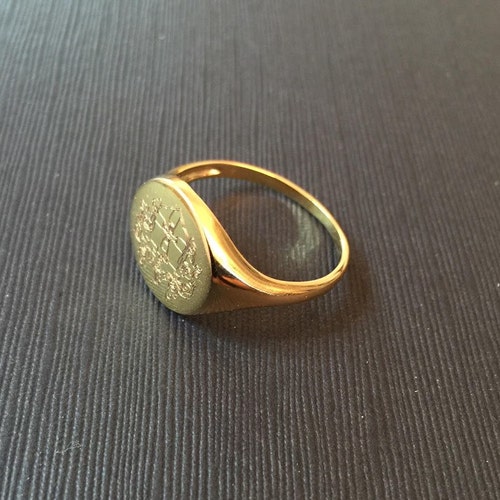 College Ring Engraved Ring Personalized Ring College Crest - Etsy