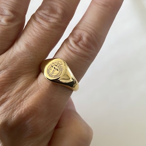 Crest Signet Ring, Pinky Ring, Image Engraved Personalized Ring, Family ...