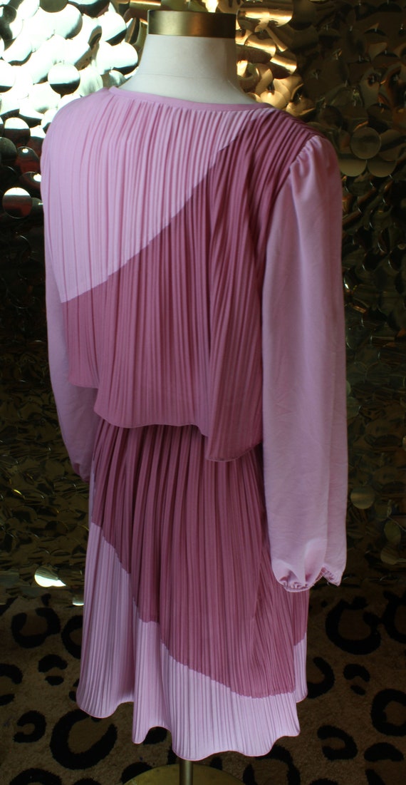 AMUSING 70s 80s Vintage Pink Mauve Color Blocked Long… - Gem