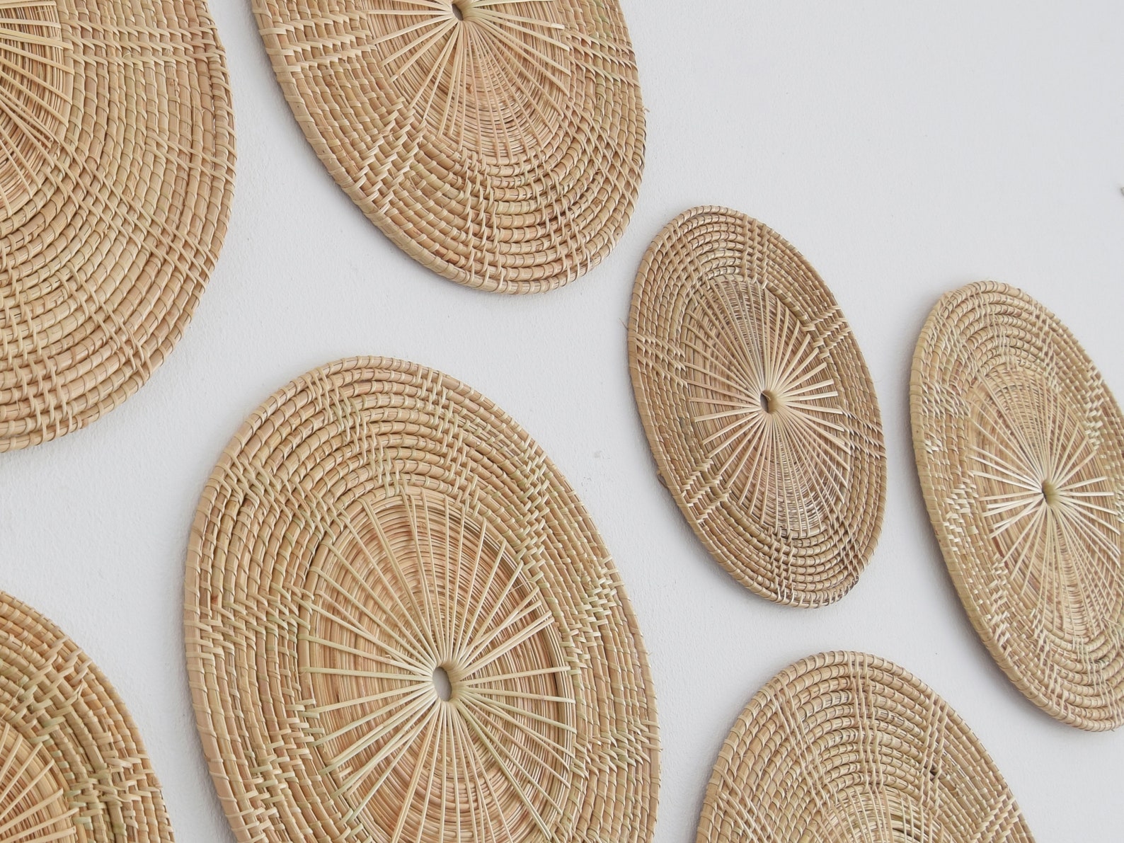 ROUND Set of 7 Woven Rattan Wall Decor Round Plate Style - Etsy