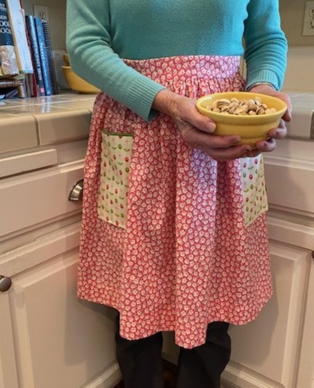 Womens Upcycled Design Half Apron: A 1950s Home Economics Learn to Sew ...