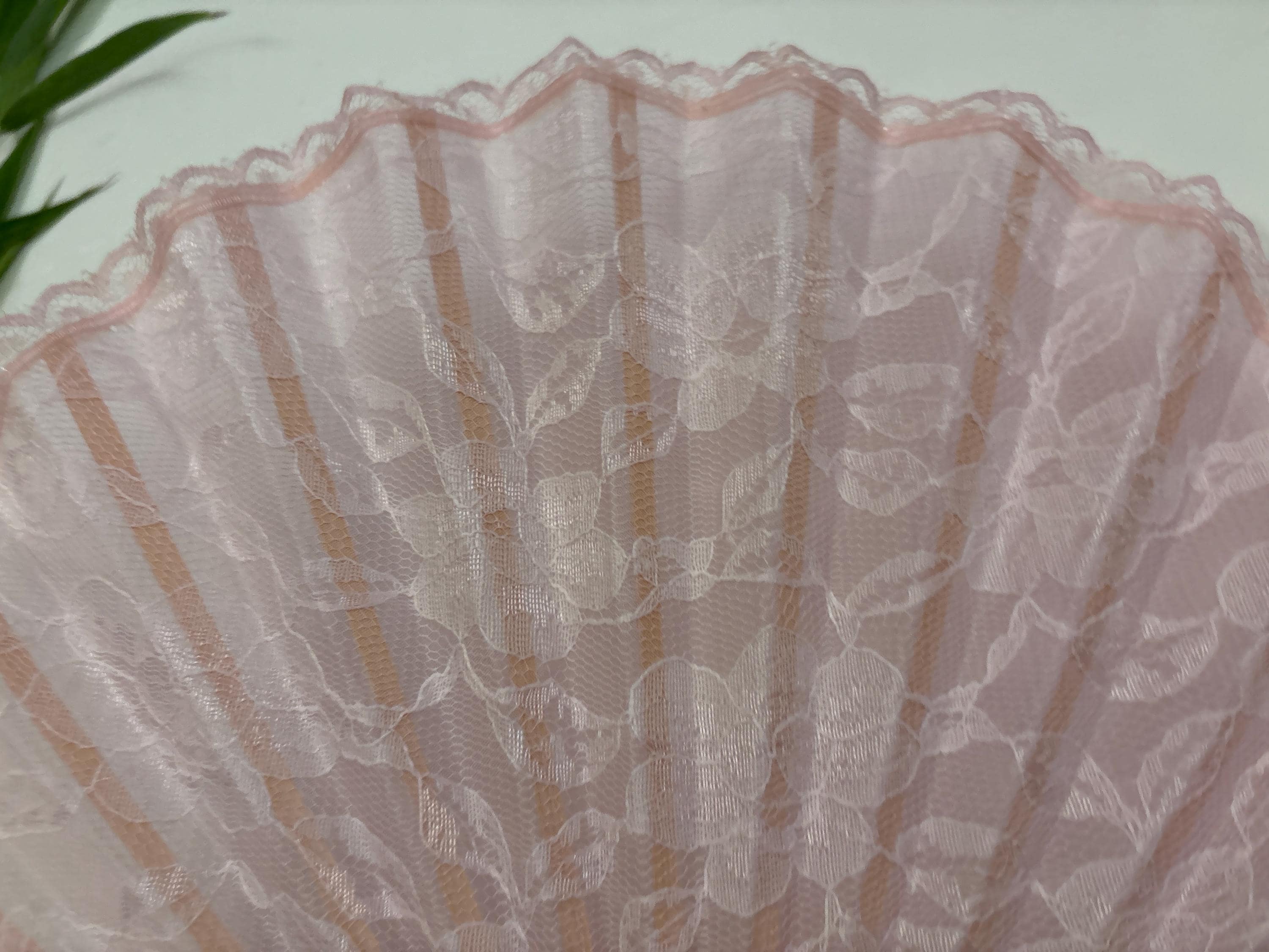 Vintage Pink Lace Hand Fan, Bamboo Ribs Folding Fans With a Tassel and ...